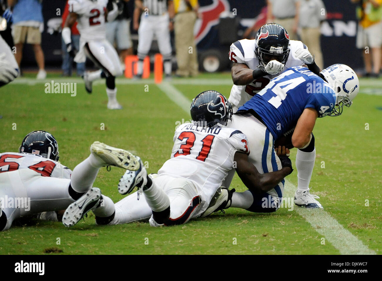 Dallas clark 44 indianapolis colts hi-res stock photography and images ...