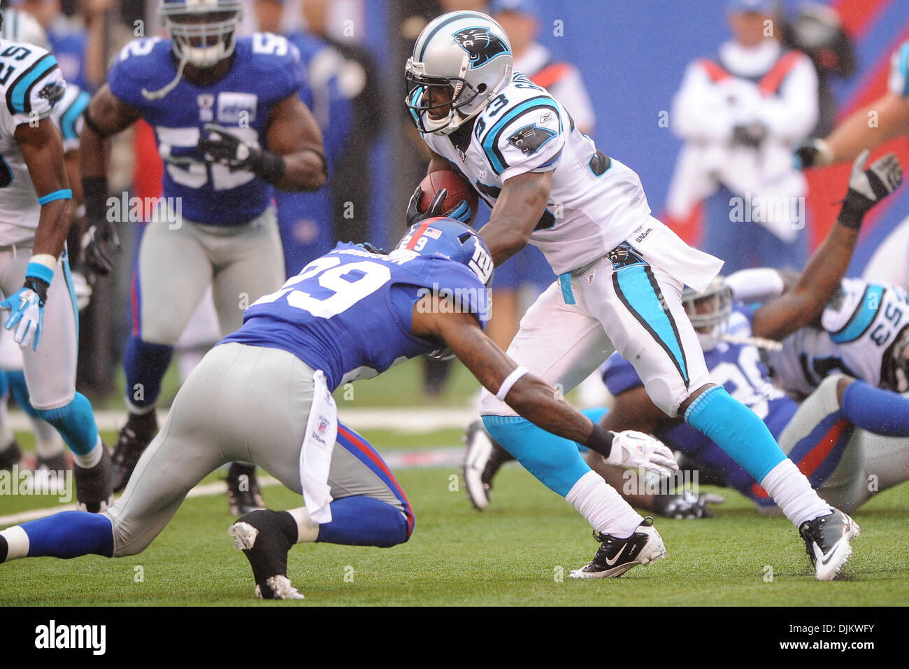 Carolina Panthers running back Mike Goodson (33) brakes a New York ...