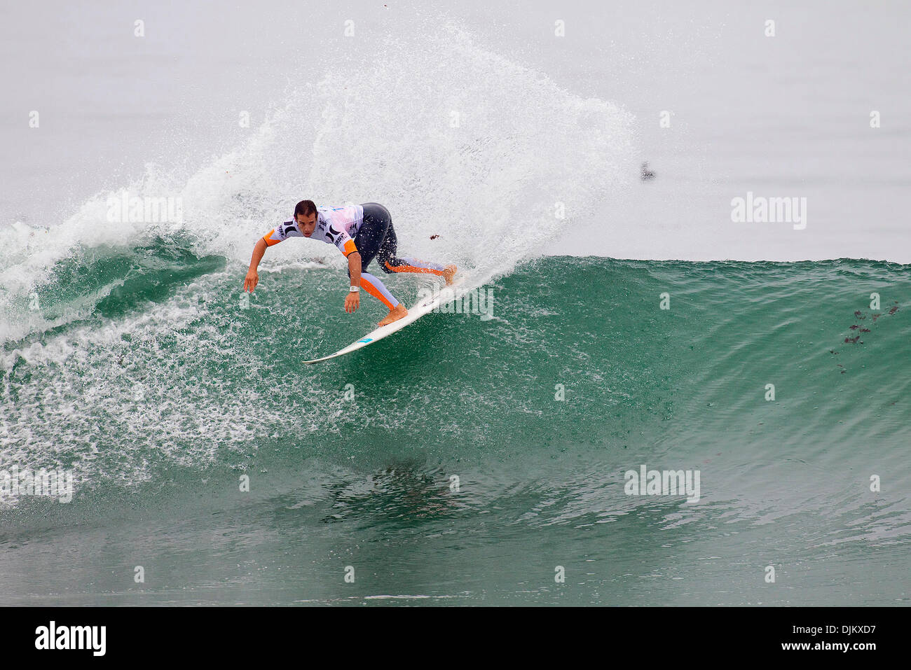 Surfing at lower trestles hi-res stock photography and images - Alamy
