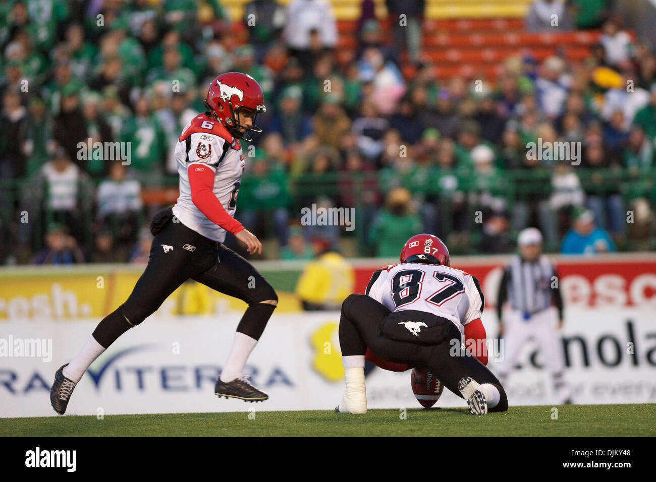 Calgary stampeders field goal kicker hi-res stock photography and ...