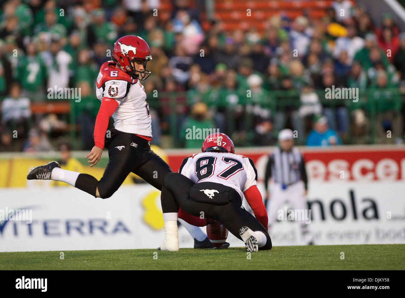 Calgary stampeders field goal kicker hi-res stock photography and ...