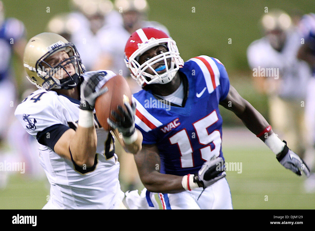 Navy wide receiver greg jones hi-res stock photography and images - Alamy