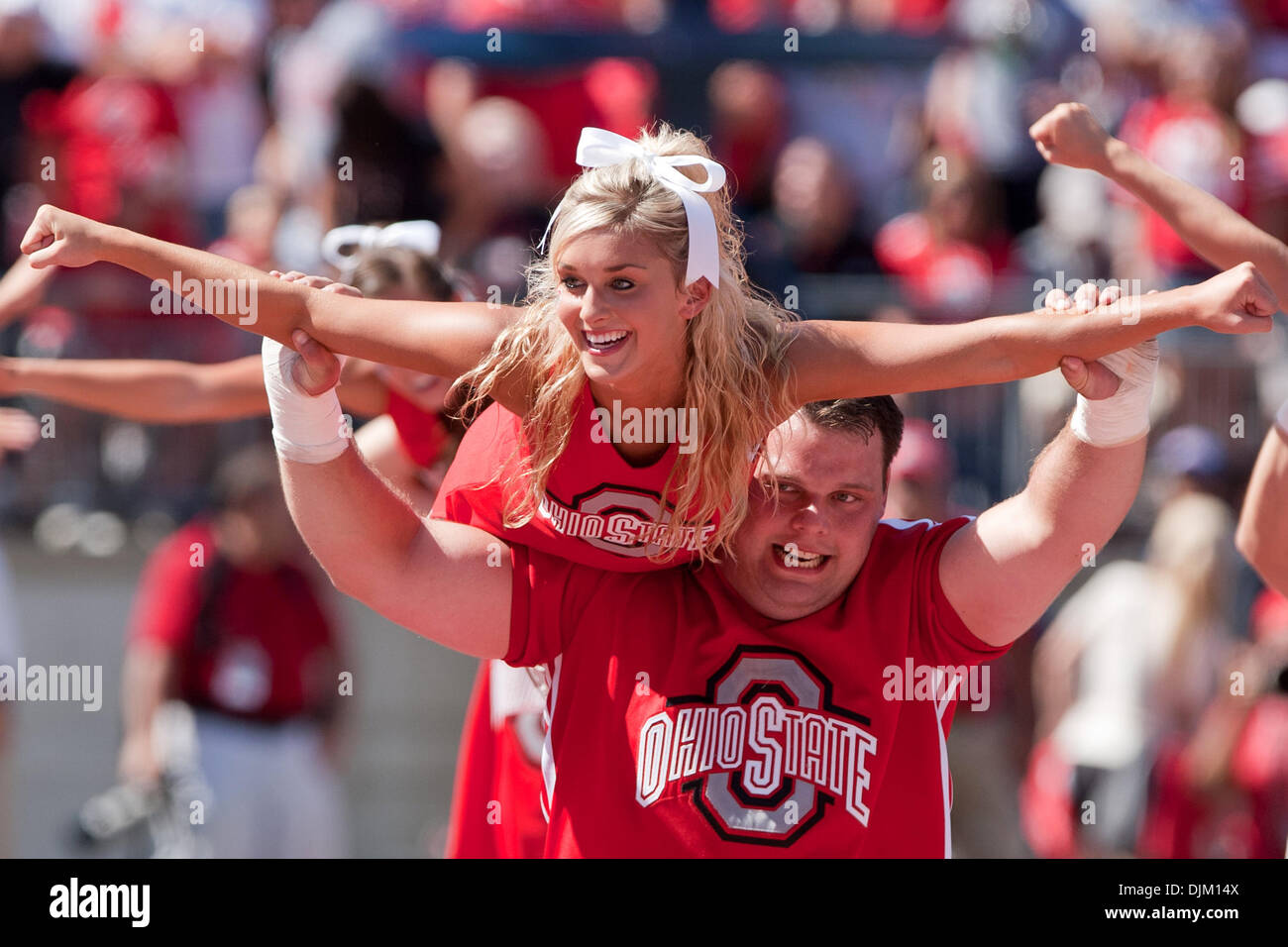 Osu cheerleaders hi-res stock photography and images - Alamy