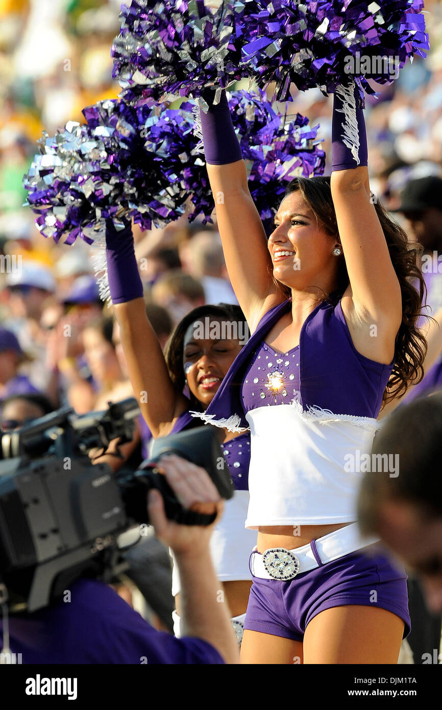 Tcu cheerleader hi-res stock photography and images - Alamy