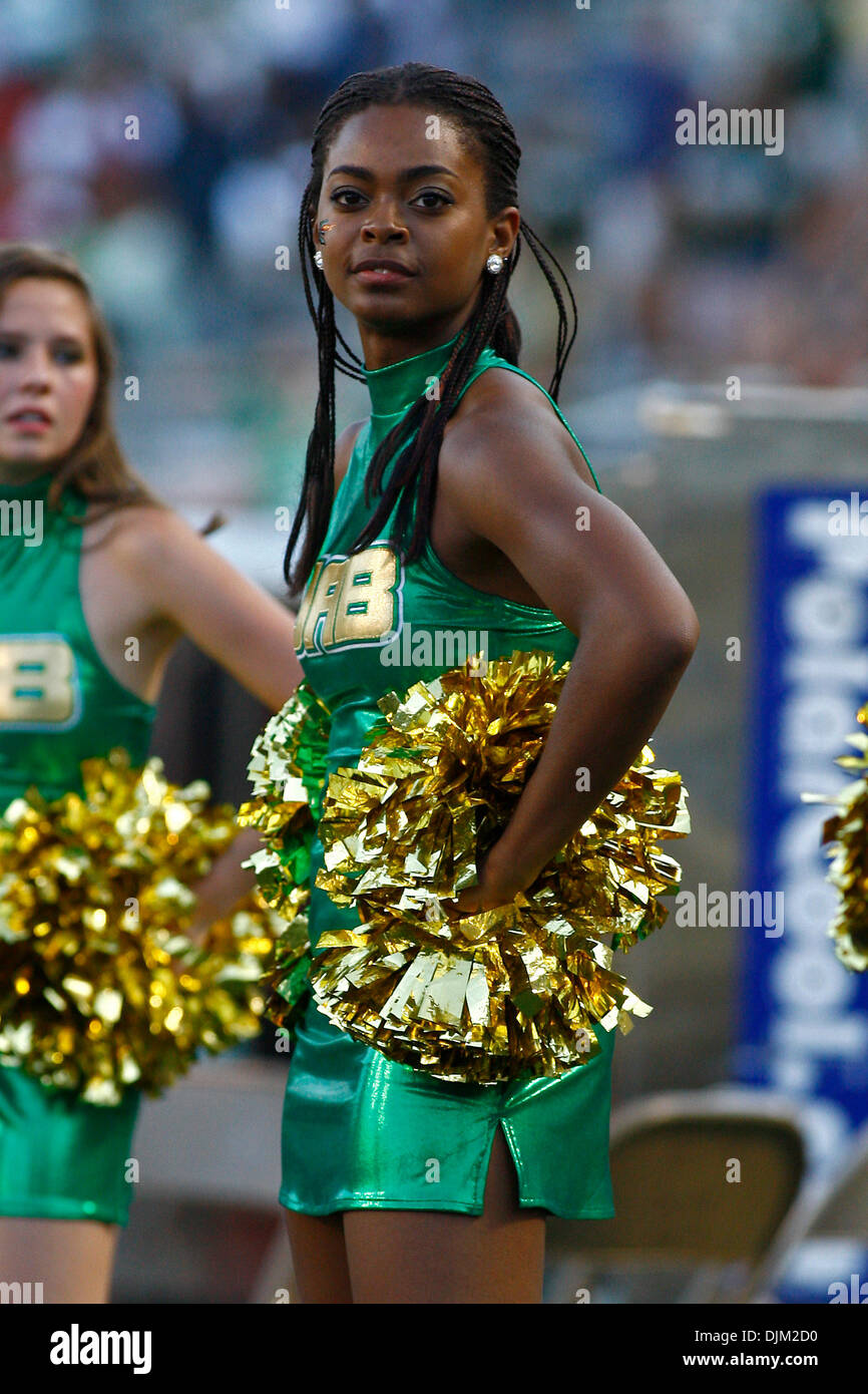 Line dance united states hi-res stock photography and images - Alamy