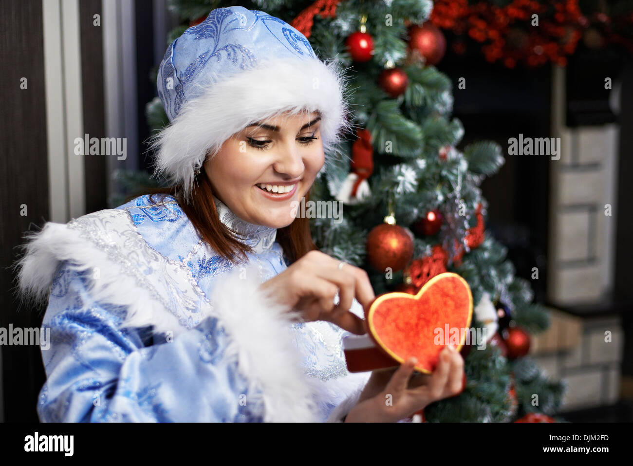 Costume snow maiden hi-res stock photography and images - Alamy