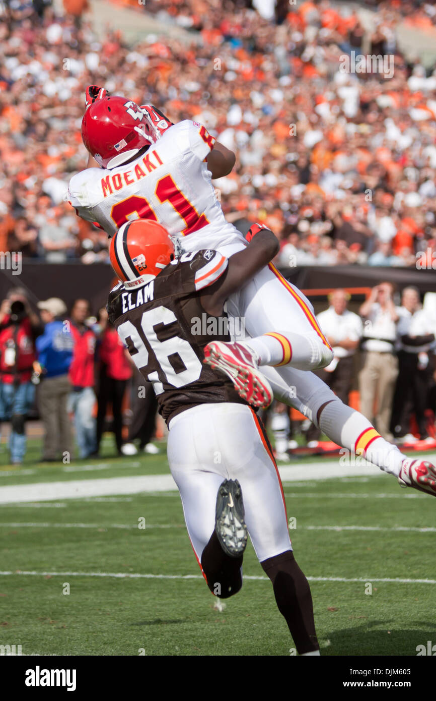 Cleveland abram elam breaks up hi-res stock photography and images - Alamy