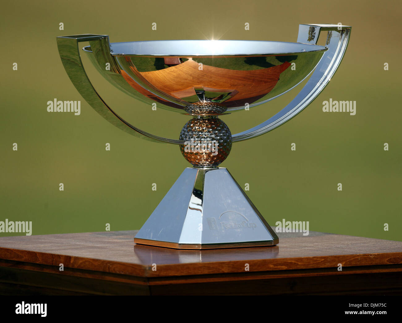 Curtis cup trophy hi-res stock photography and images - Alamy