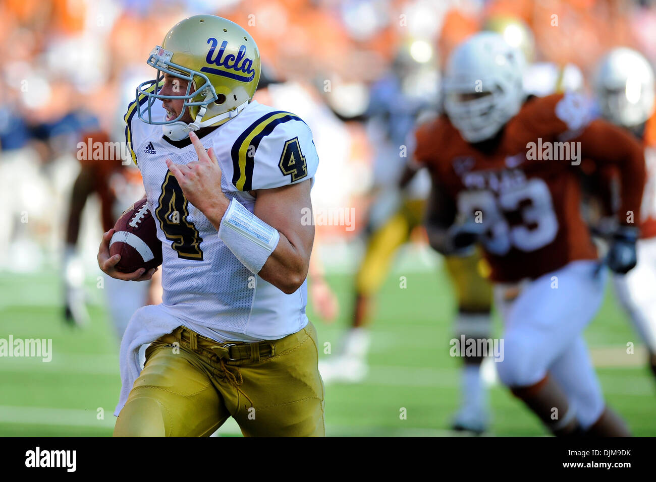 Sept. 25, 2010 - Austin, Texas, United States of America - UCLA Bruins ...