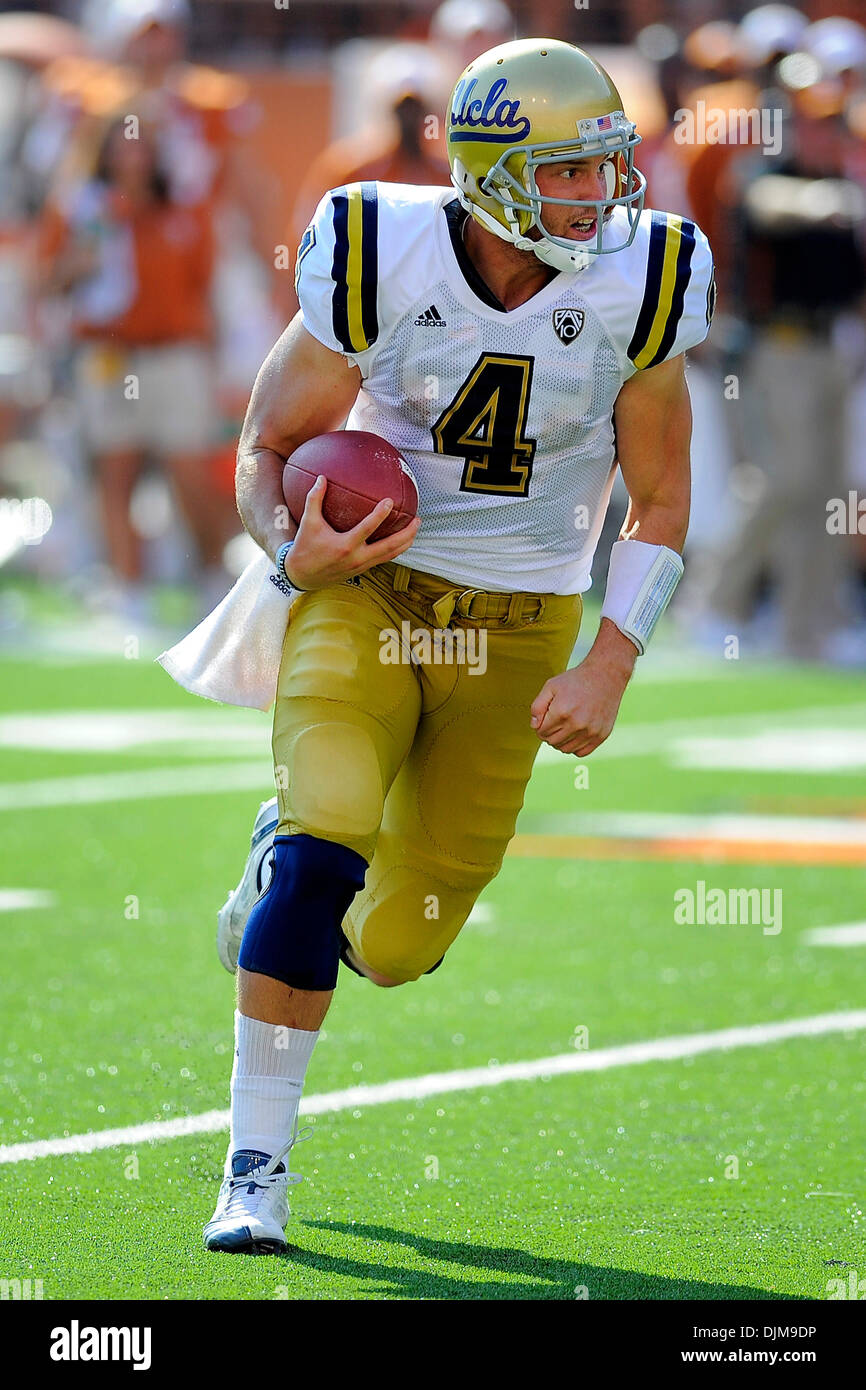 Sept. 25, 2010 - Austin, Texas, United States of America - UCLA Bruins ...
