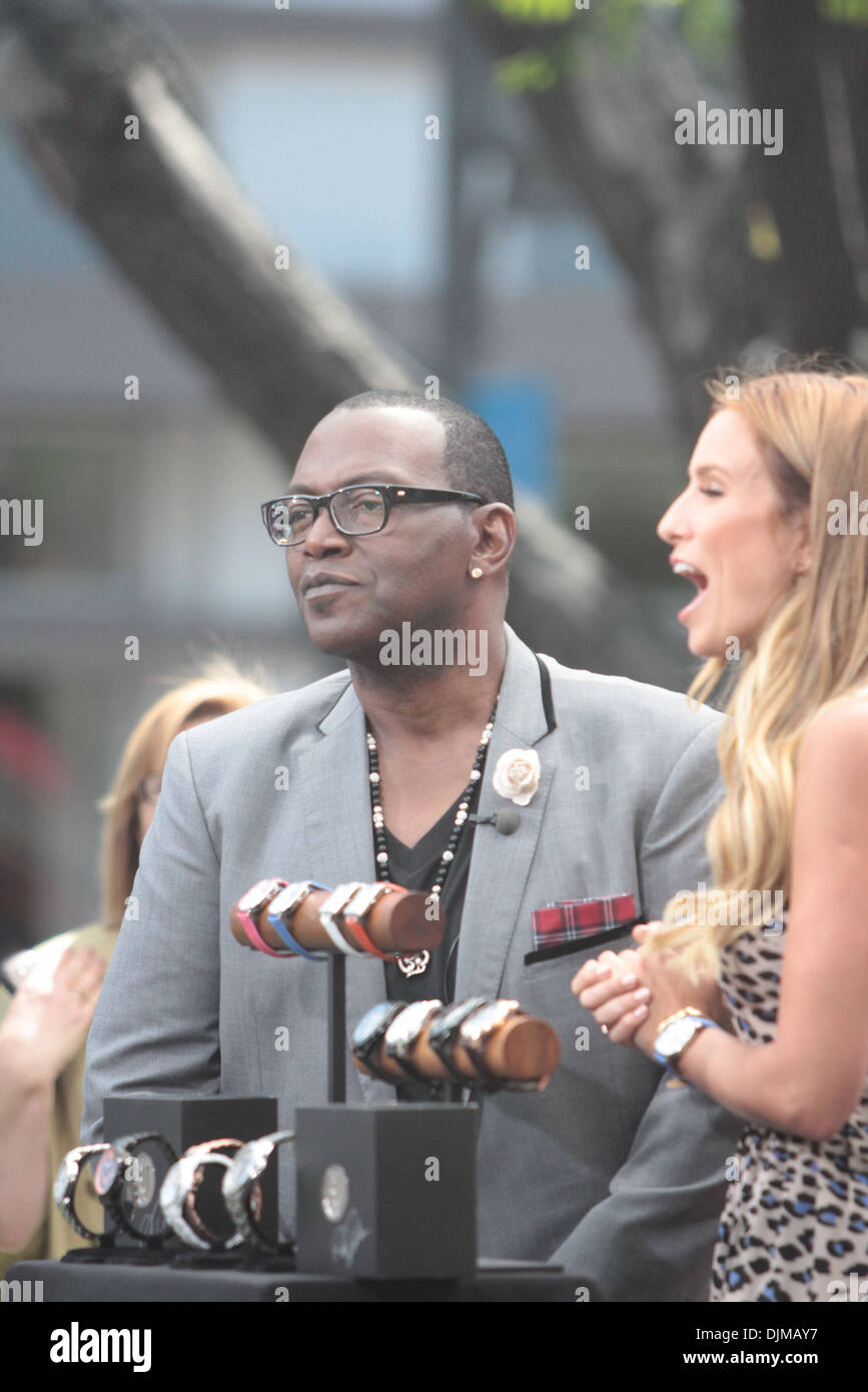American Idol' judge Randy Jackson appears on entertainment news show ...
