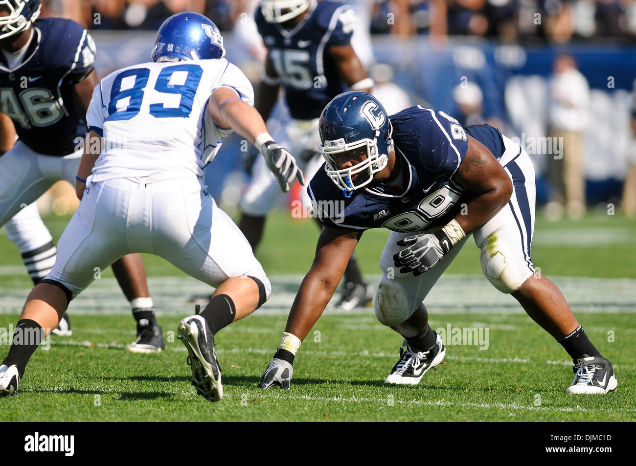 Three point stance hi-res stock photography and images - Alamy