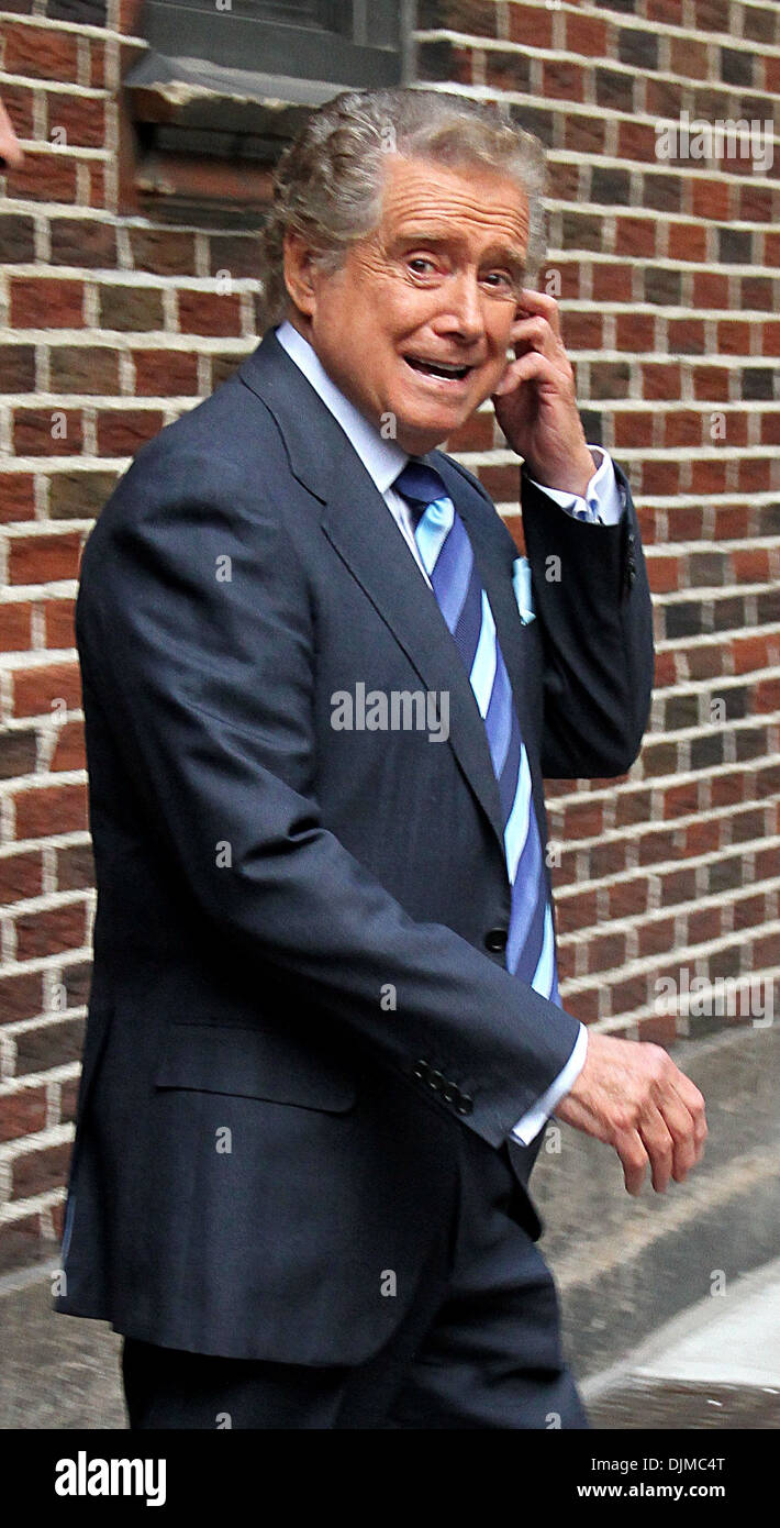 Regis Philbin Celebrities arrive at Ed Sullivan Theater for 'The Late ...