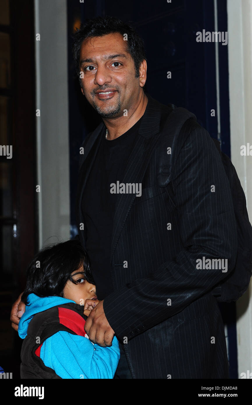 Nitin Ganatra 'Shrek Musical' first anniversary performance held at ...