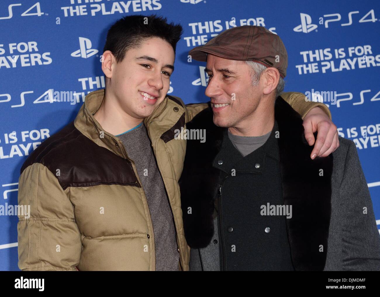 Berlin, Germany. 28th Nov, 2013. Actor Ralph Herforth arrives with his ...