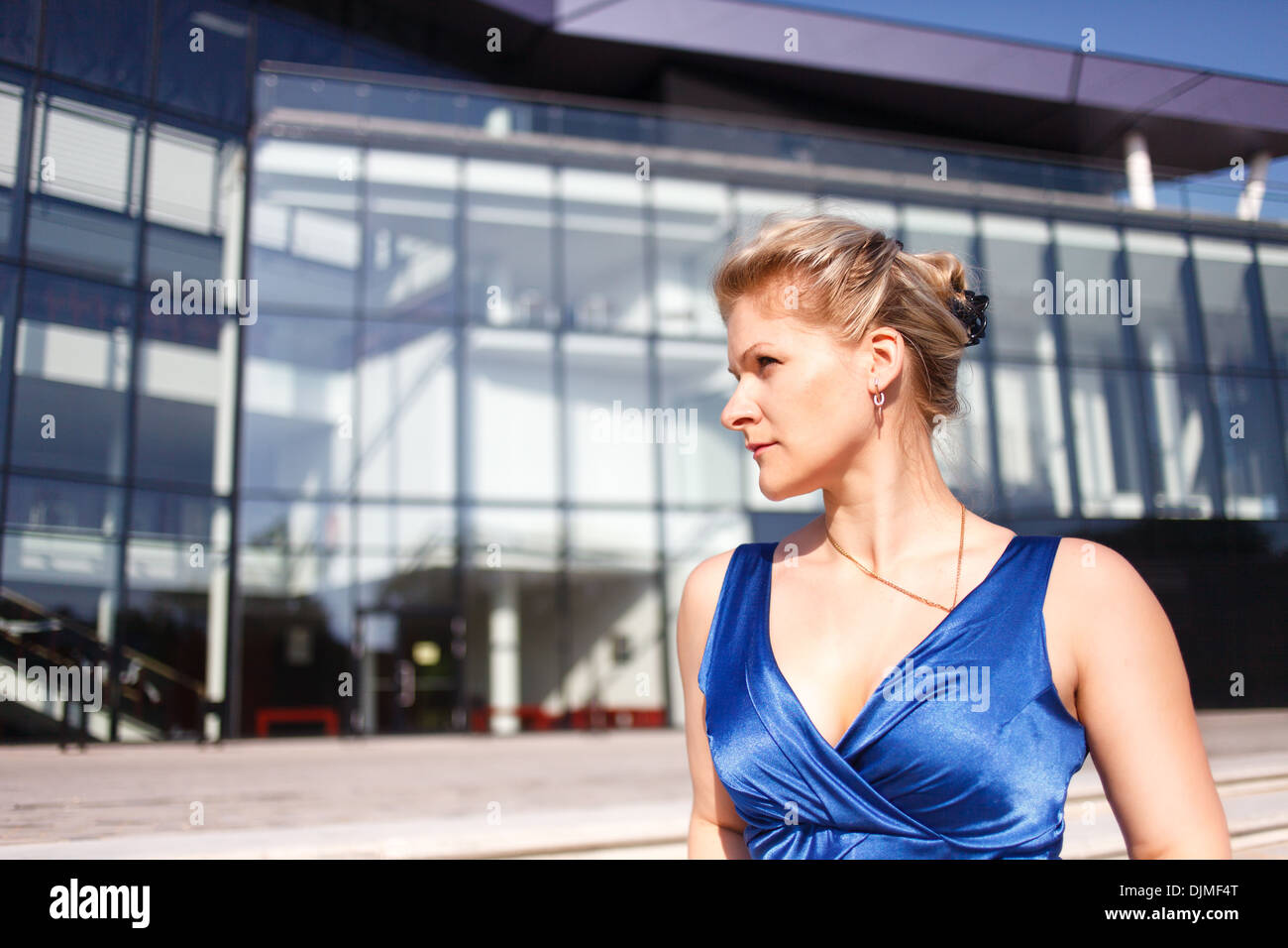 Business portrait background hi-res stock photography and images - Alamy