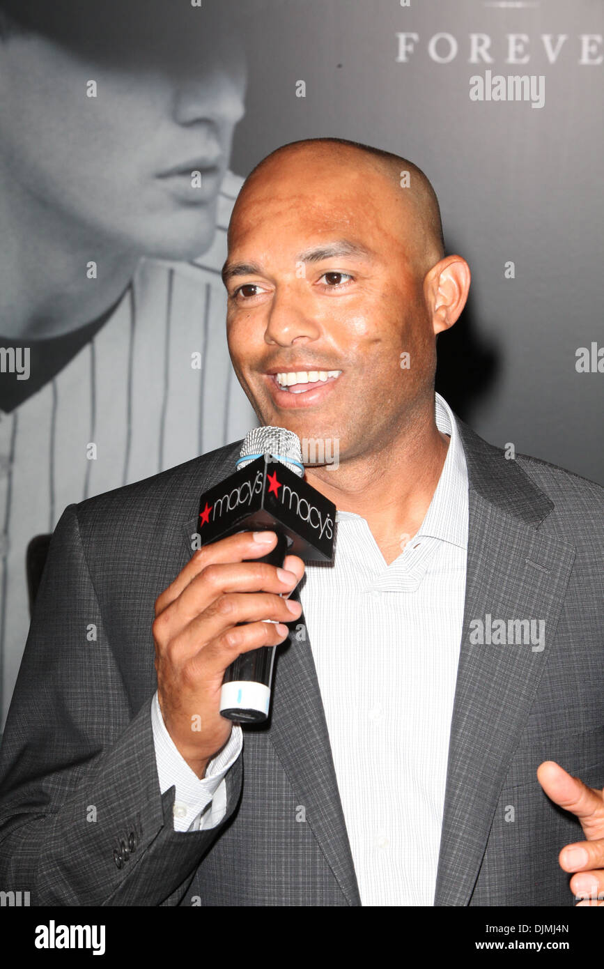 New york yankees relief pitcher hi-res stock photography and images - Alamy