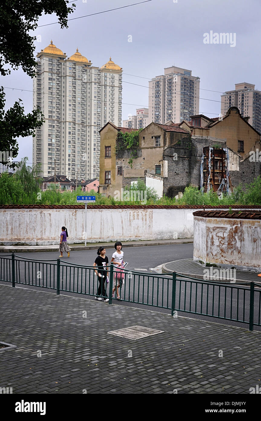 Nanshi District Street At