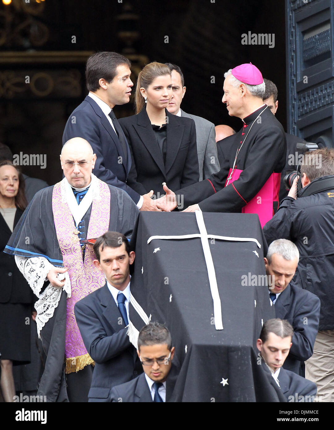 Louis Bourbon and Maria Margarita Vargas Funeral of Duchess Emanuela de ...