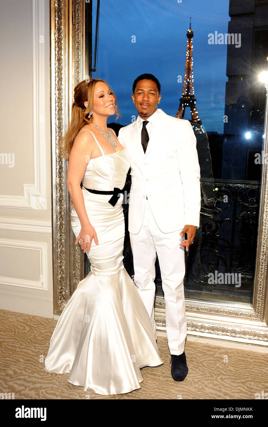 Mariah Carey and husband Nick Cann celebrate their fourth anniversary ...