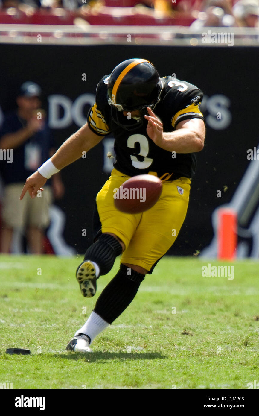 Pittsburgh steelers kicker jeff reed hi-res stock photography and ...