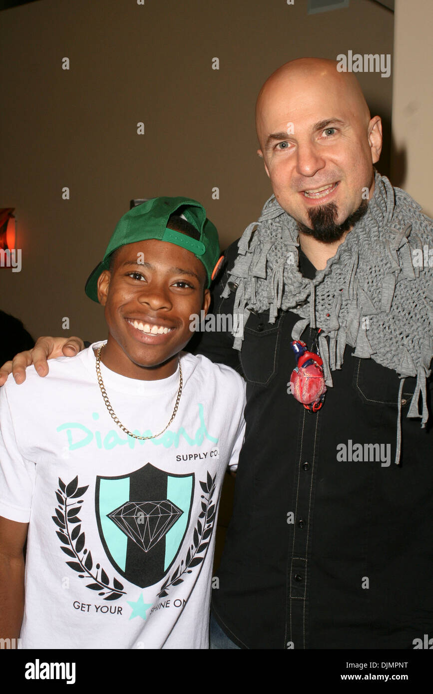 Carlon Jeffrey and Gary GD Garner attend Vagabond Virtues Art Exhibit ...