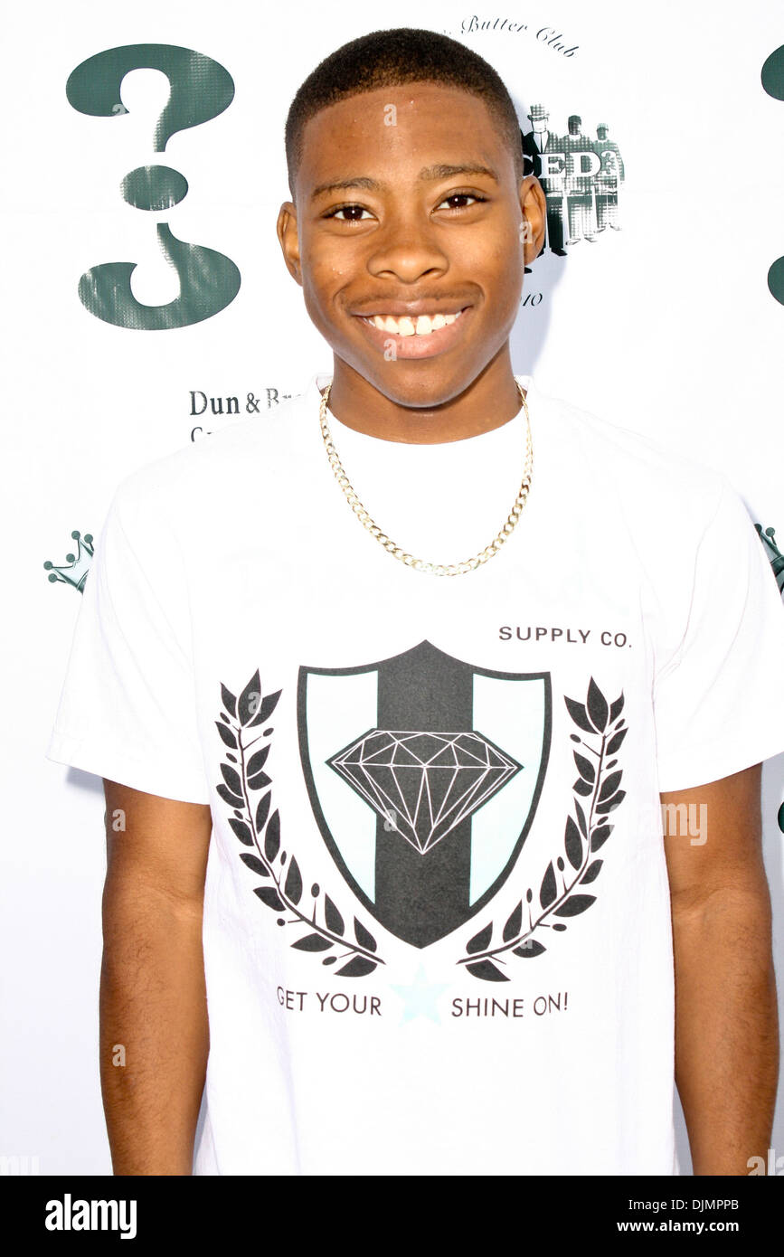 Carlon Jeffrey attend Vagabond Virtues Art Exhibit held at Voda Spa ...