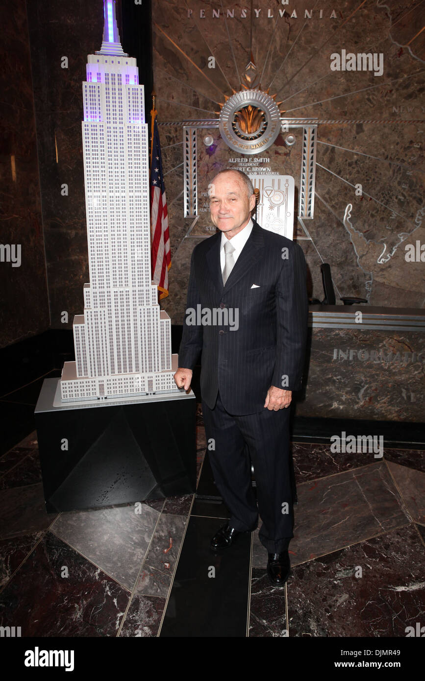 NYC Police Commissioner Raymond Kelly Ray Kelly lights up Empire State ...