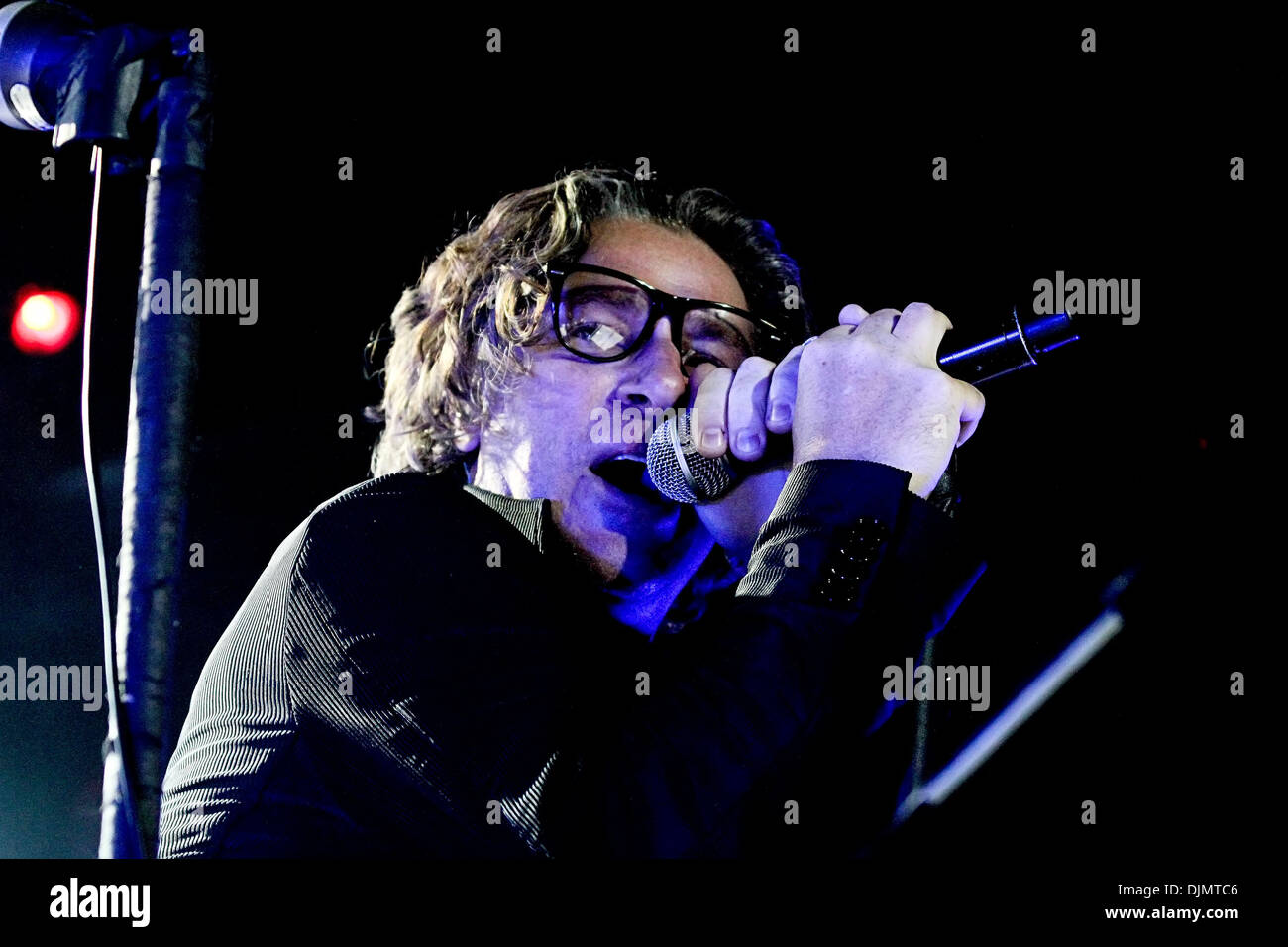 Ed Roland Collective Soul performing live at Revolution Live Lauderdale ...