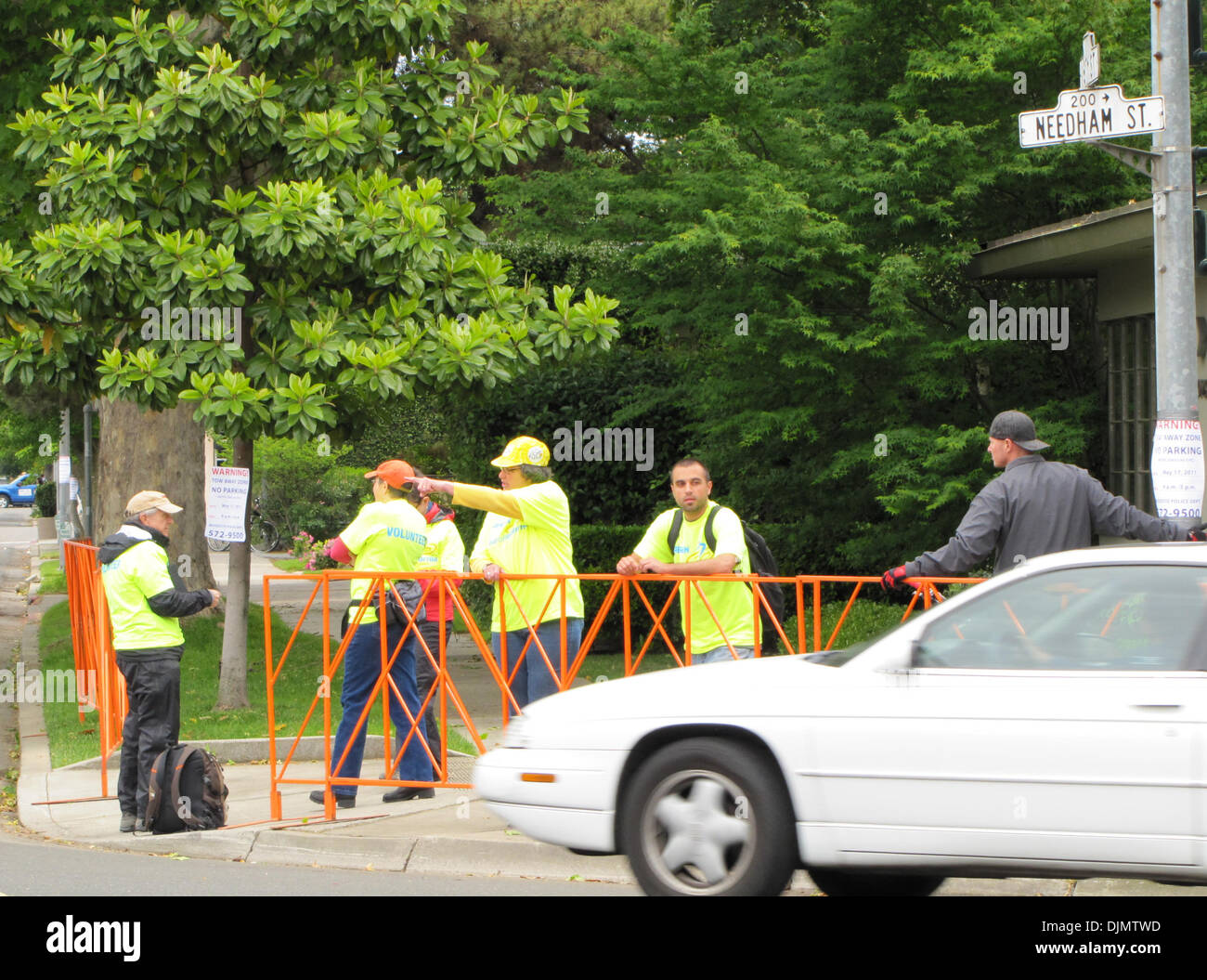 June 2, 2010 - California, U.S. - Lori Johnson of Turlock directs ...