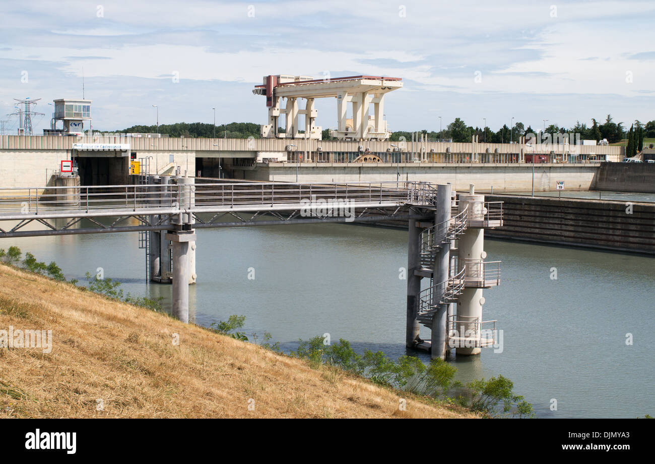 Hydroelectricity generation hi-res stock photography and images - Alamy