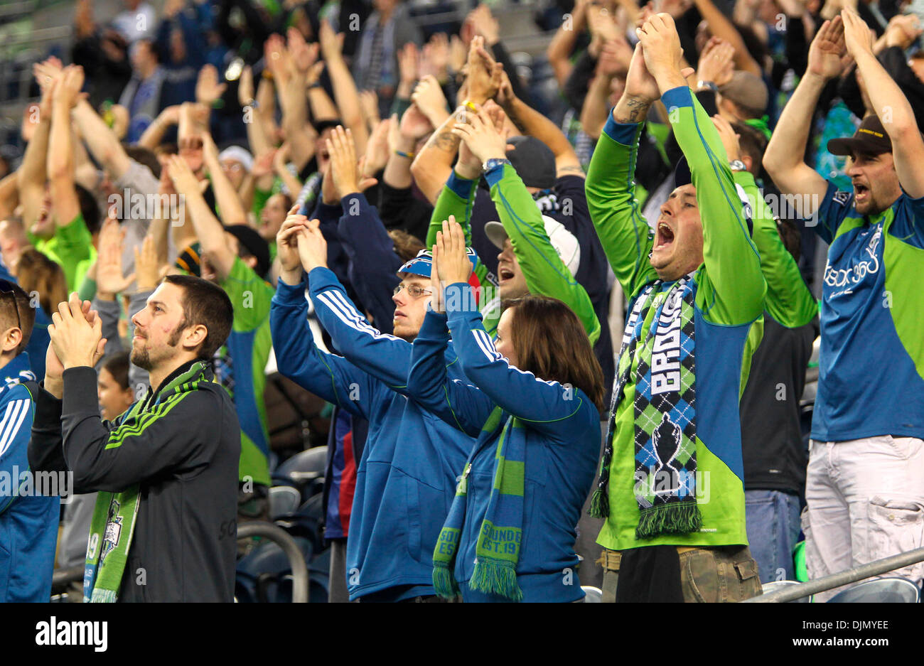Seattle sounders fans concacaf hi-res stock photography and images - Alamy