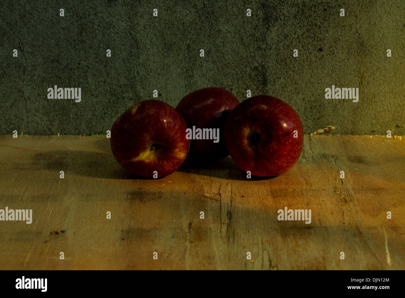 Apple still life Stock Photo - Alamy