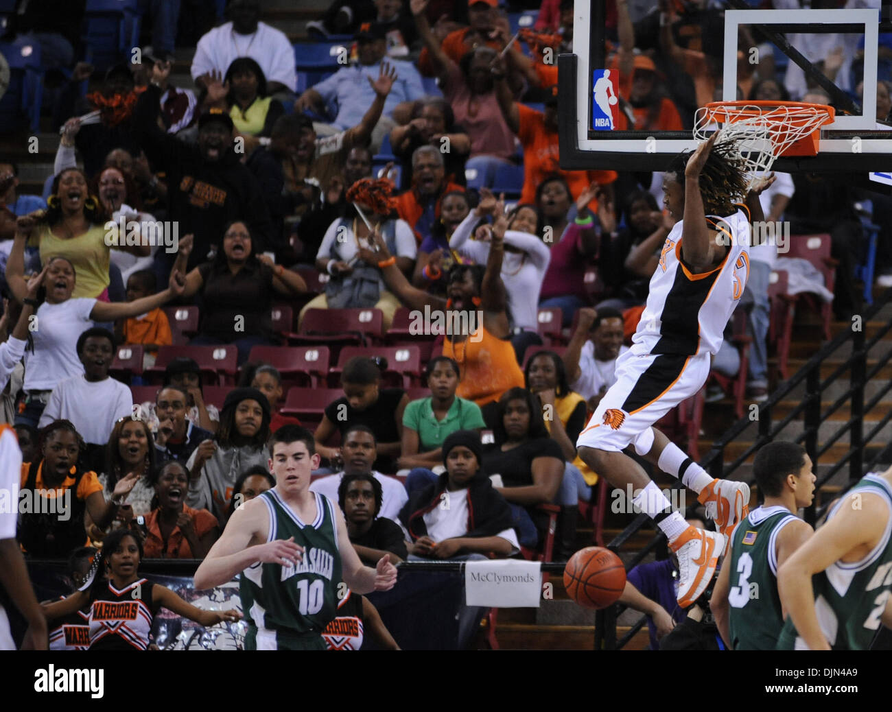 McClymond's Damon Powell, #32, dunks against De La Salle in the 4th ...