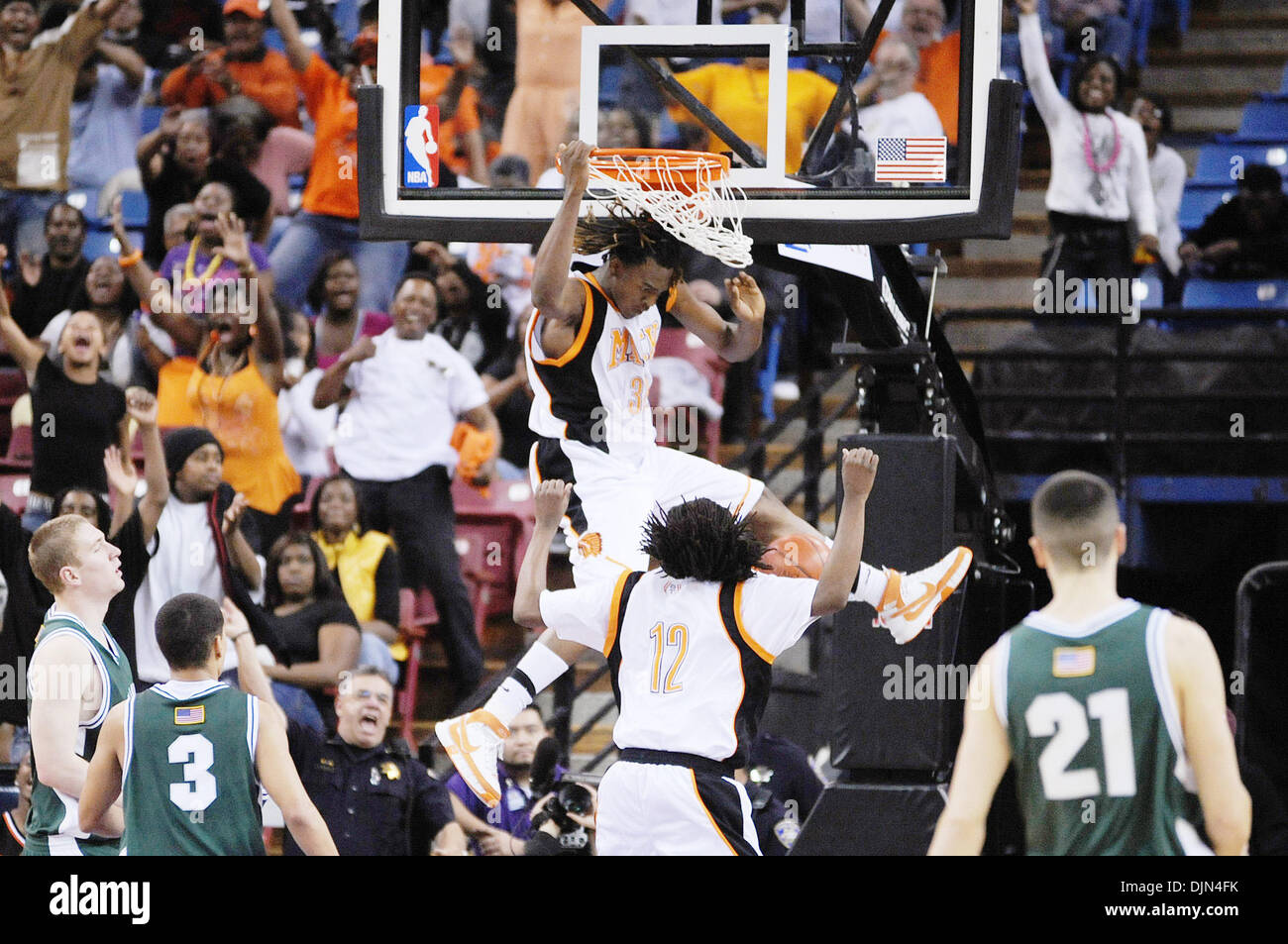 McClymond's Damon Powell, #32, dunks against De La Salle in the 4th ...