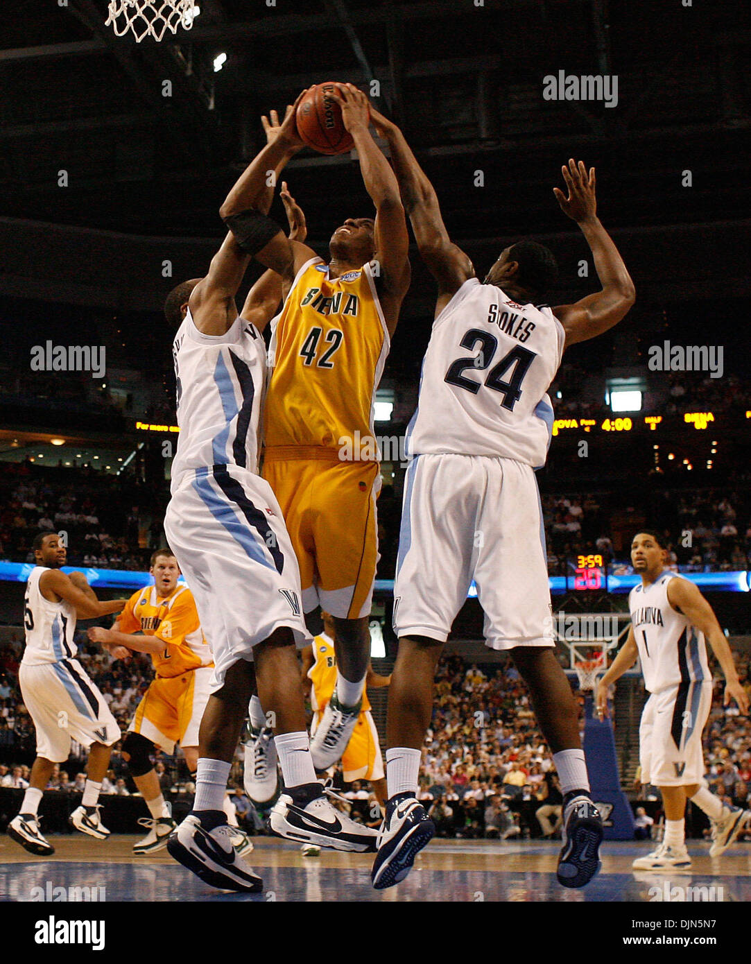 Mar 23, 2008 - Tampa, Florida, USA - Siena forward Alex Franklin (42 ...