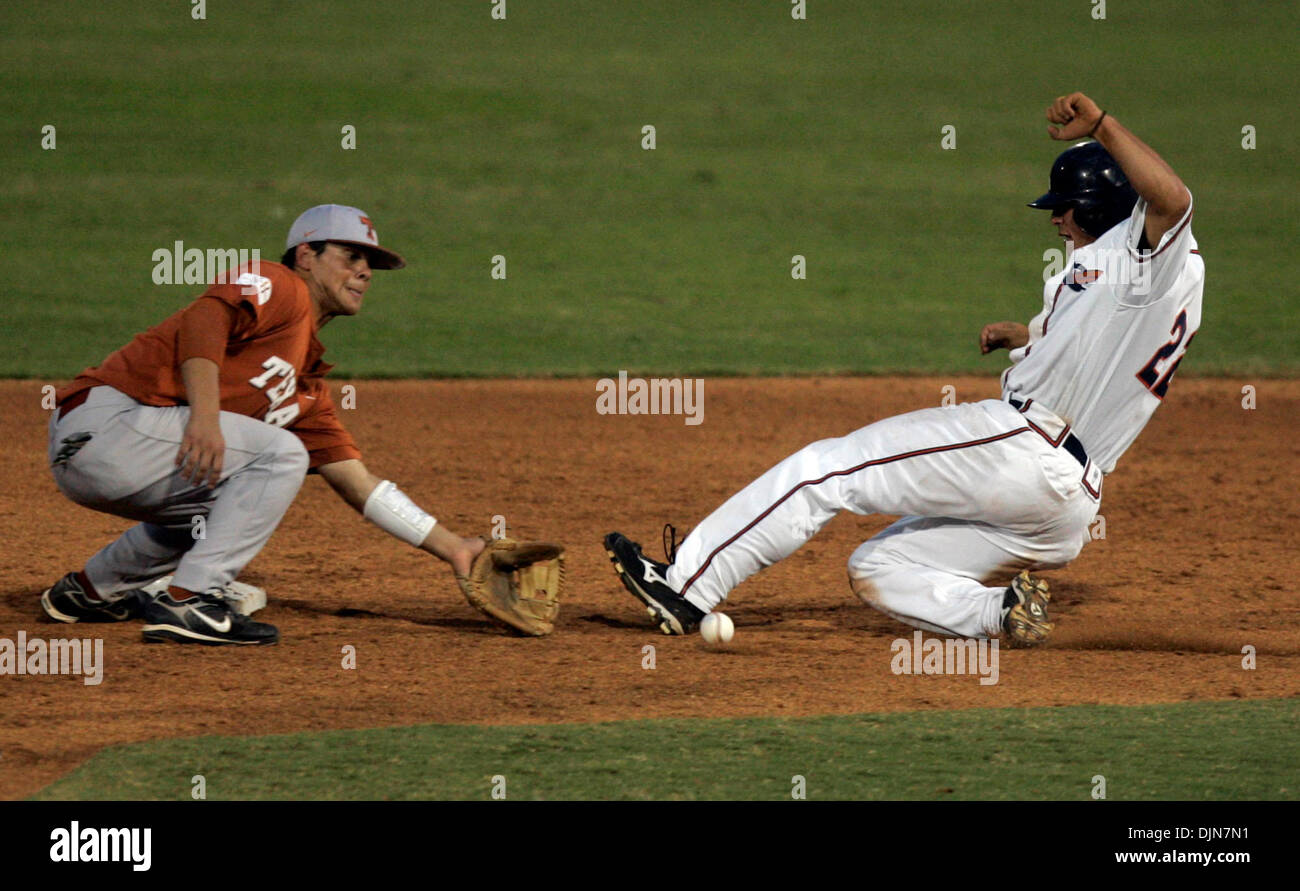 Lisa hernandez hi-res stock photography and images - Alamy