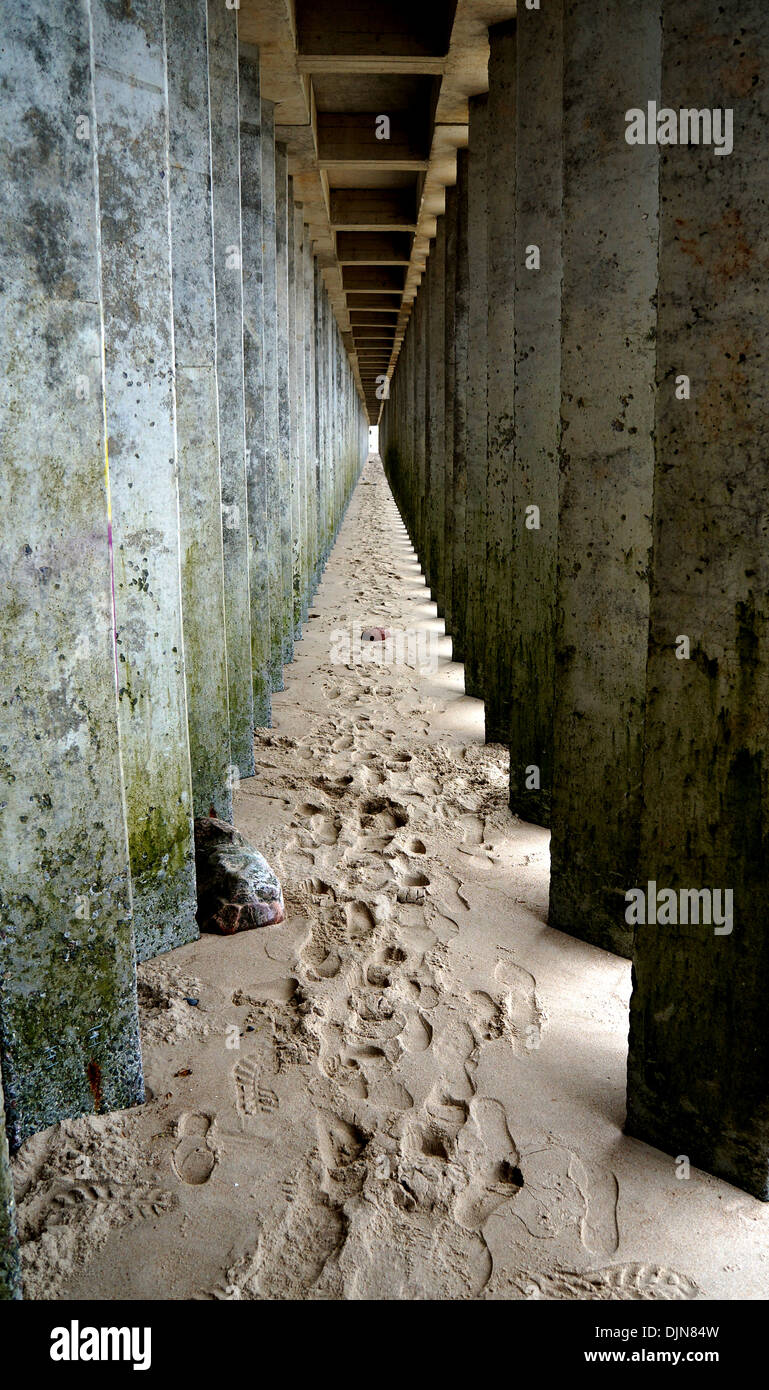 Column blocks hi-res stock photography and images - Alamy