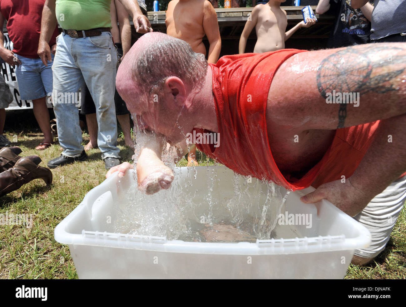 Redneck games hi-res stock photography and images - Alamy
