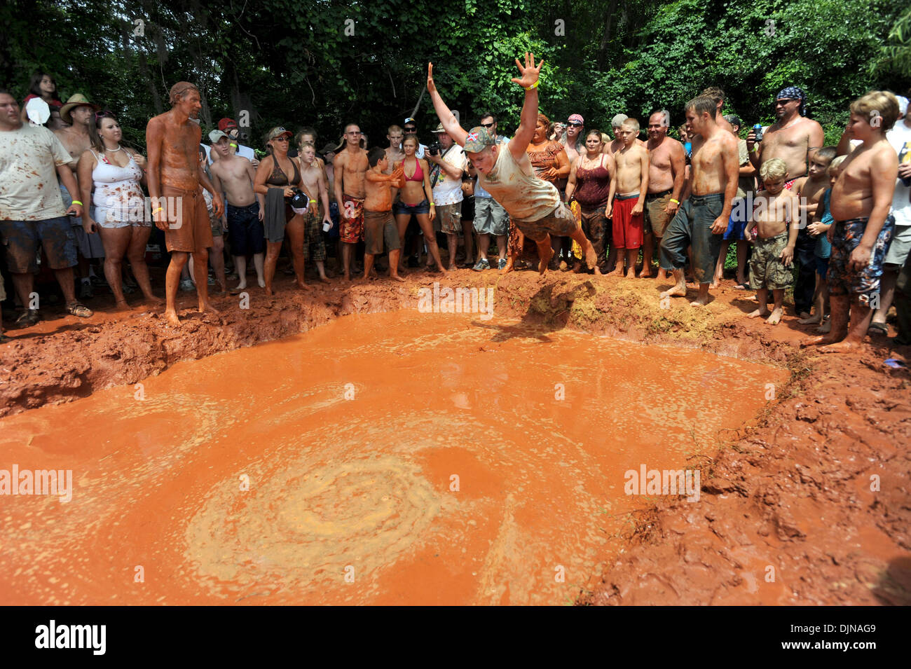 Mud pit belly flop hi-res stock photography and images - Alamy
