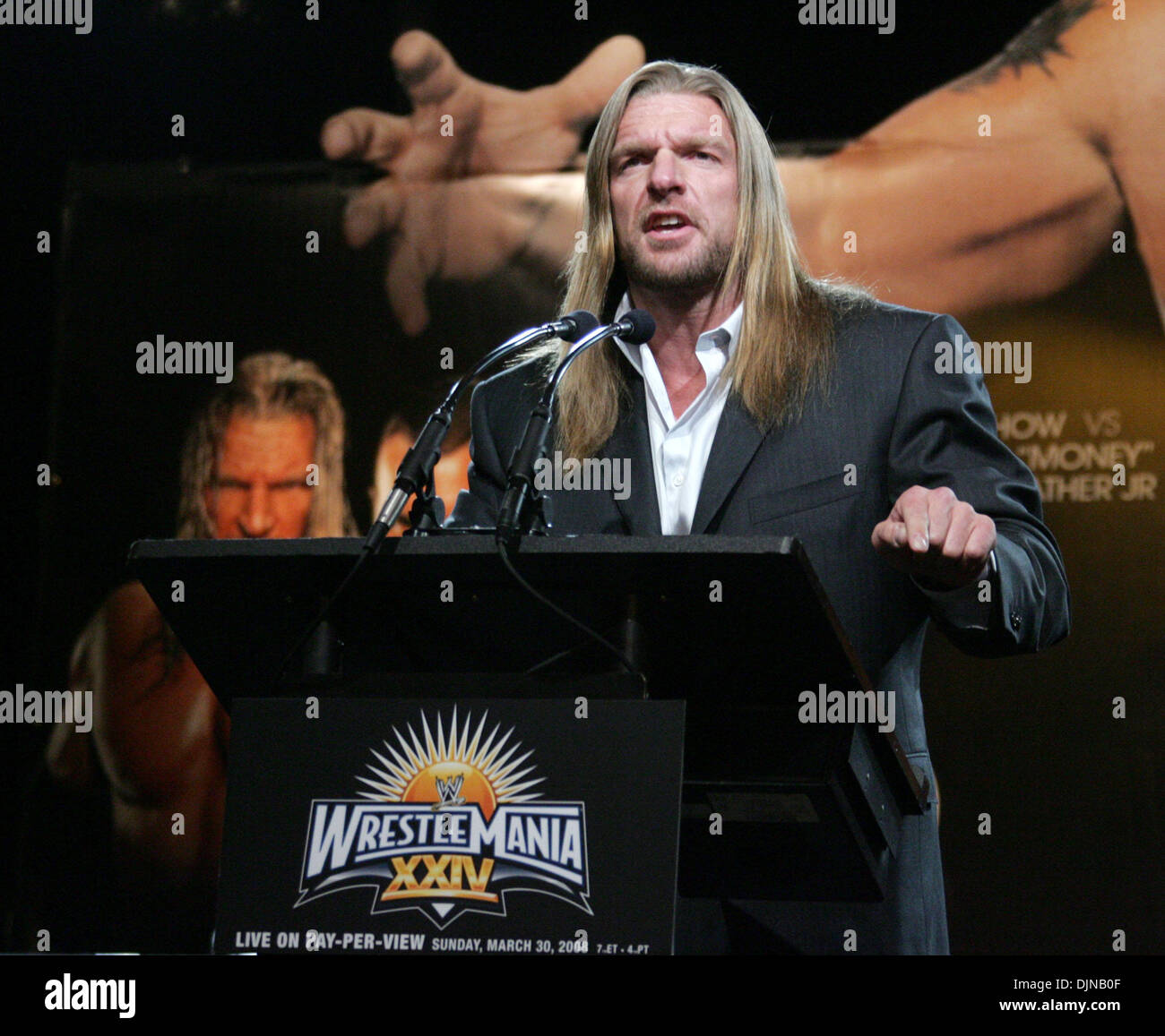 Triple h the rock hi-res stock photography and images - Alamy