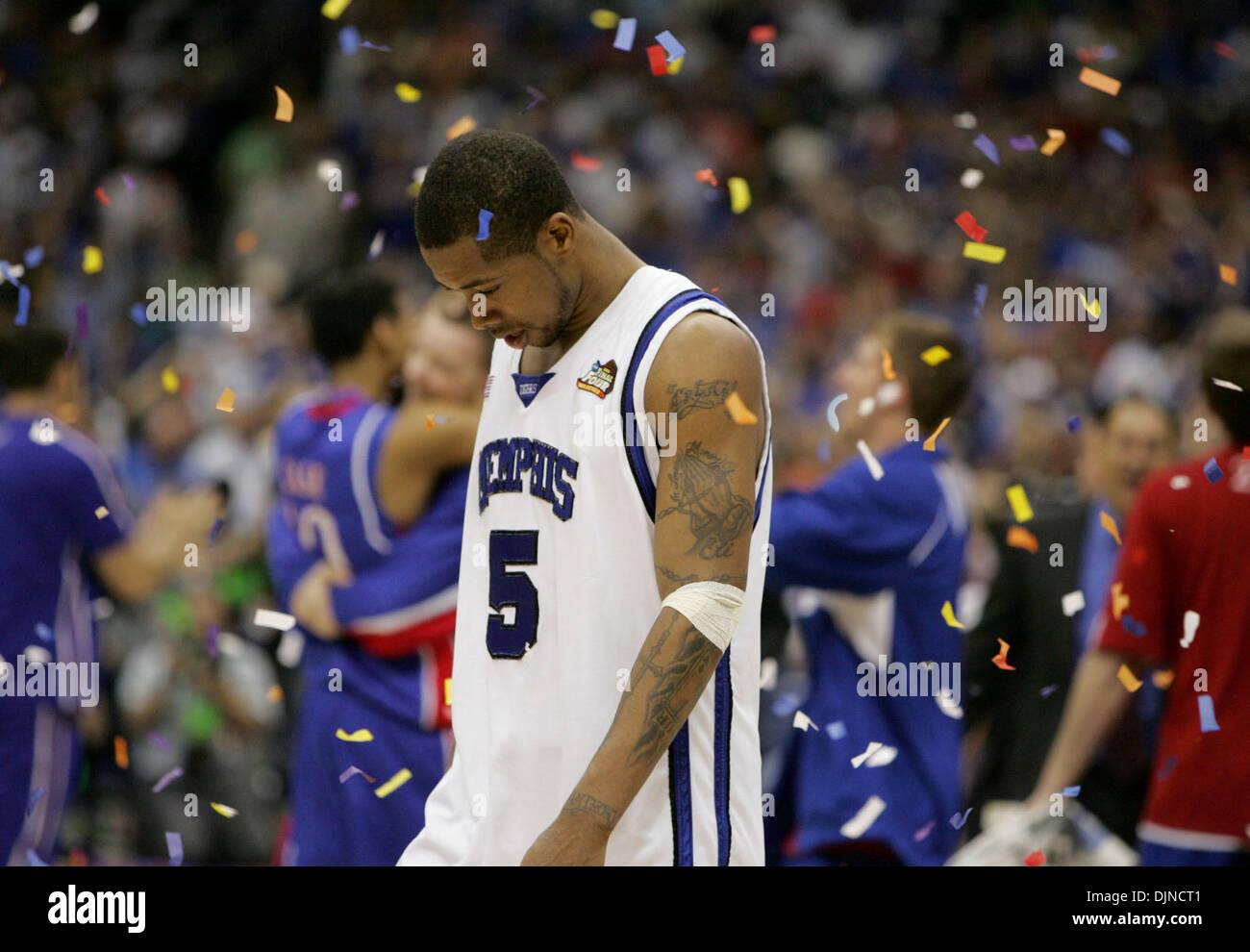 Apr 07, 2008 - San Antonio, Texas, USA - Dejected Memphis ANTONIO ...