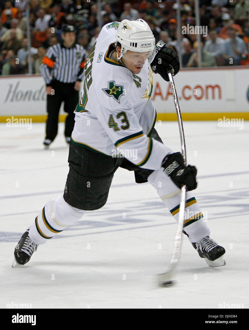 Apr 12, 2008 - Anaheim, California, USA - Dallas Stars defenseman ...