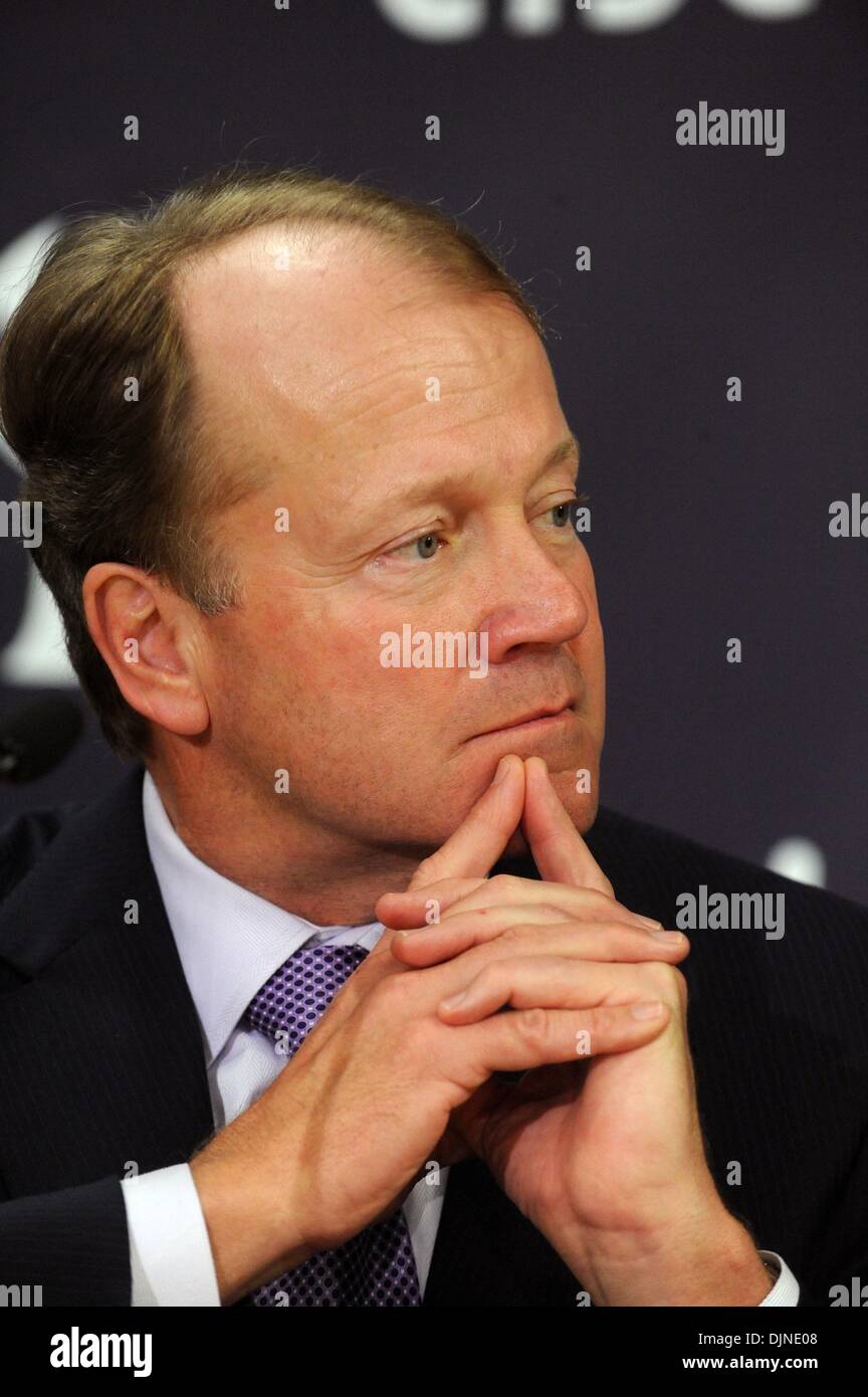 John chambers chairman ceo cisco hi-res stock photography and images ...