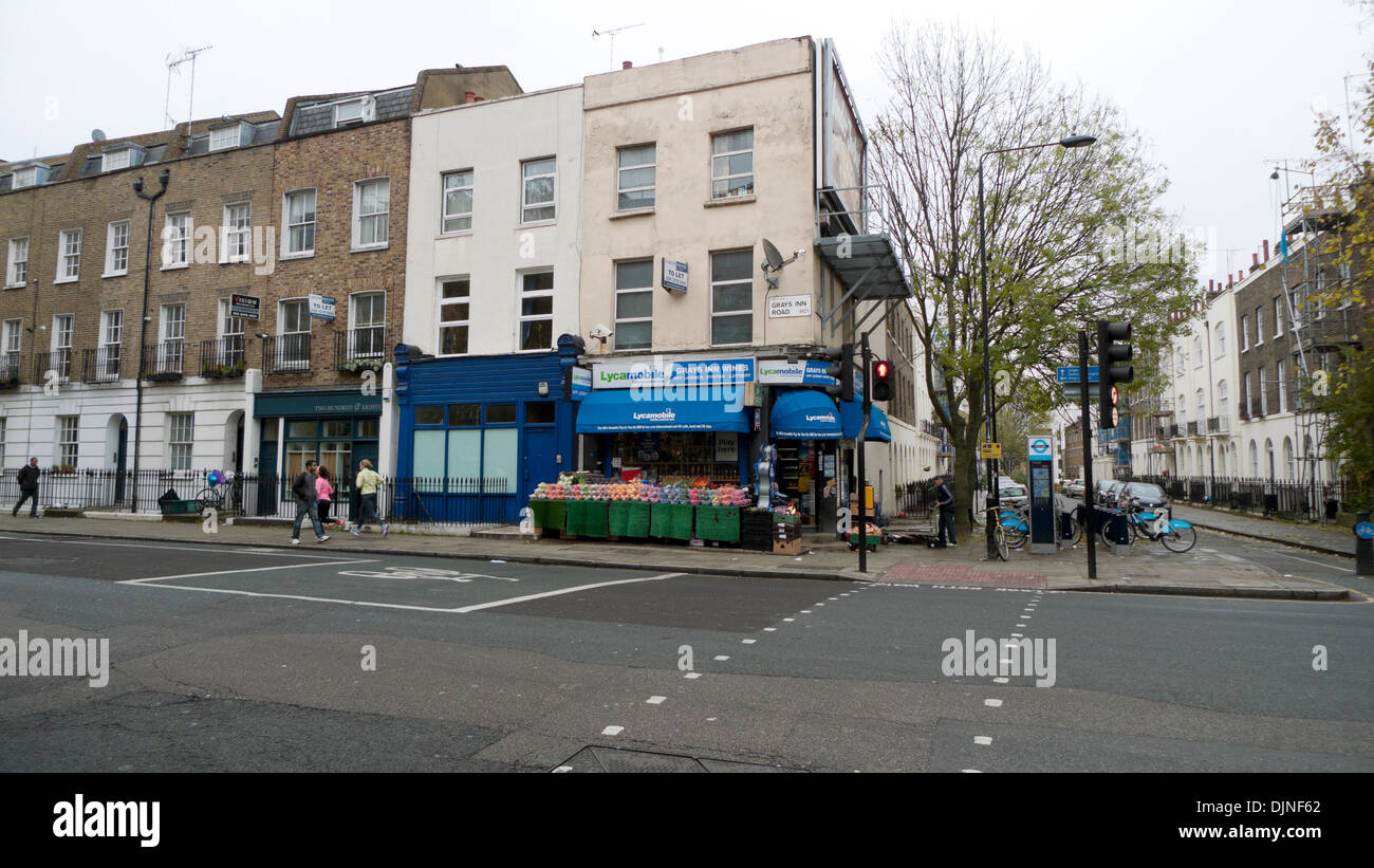 Corner Shop London High Resolution Stock Photography and Images - Alamy