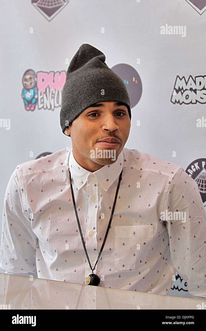 Chris Brown & Ron English launches "Dum English" Astronaut Collection ...