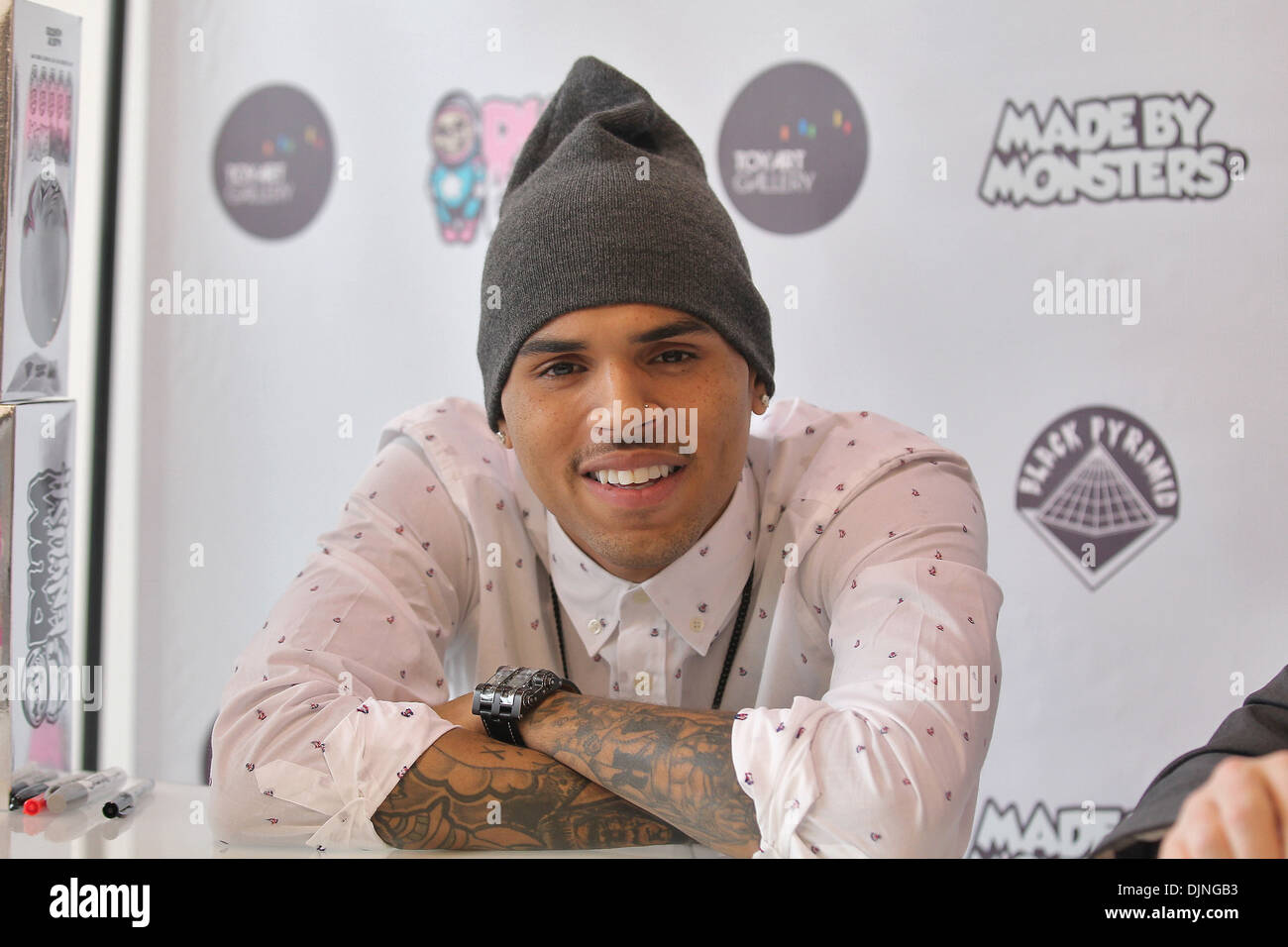 Chris Brown & Ron English launches "Dum English" Astronaut Collection ...