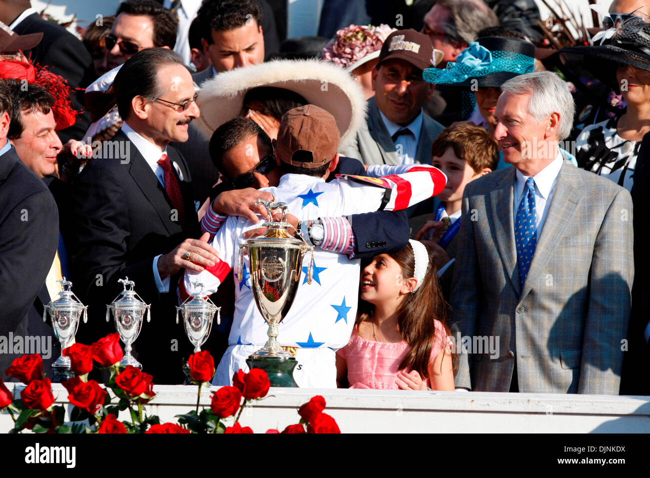 Co-CEO of IEAH Stables Mike Iavarone hugged Kent Desormeaux in the ...