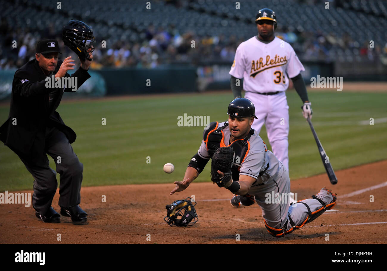 Baltimore orioles catcher ramon hernandez hi-res stock photography and ...
