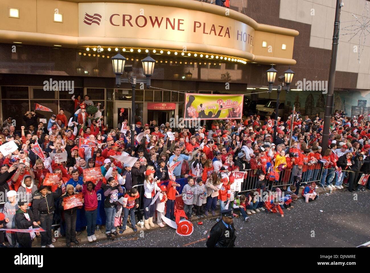 Phillies world series crowd hi-res stock photography and images - Alamy